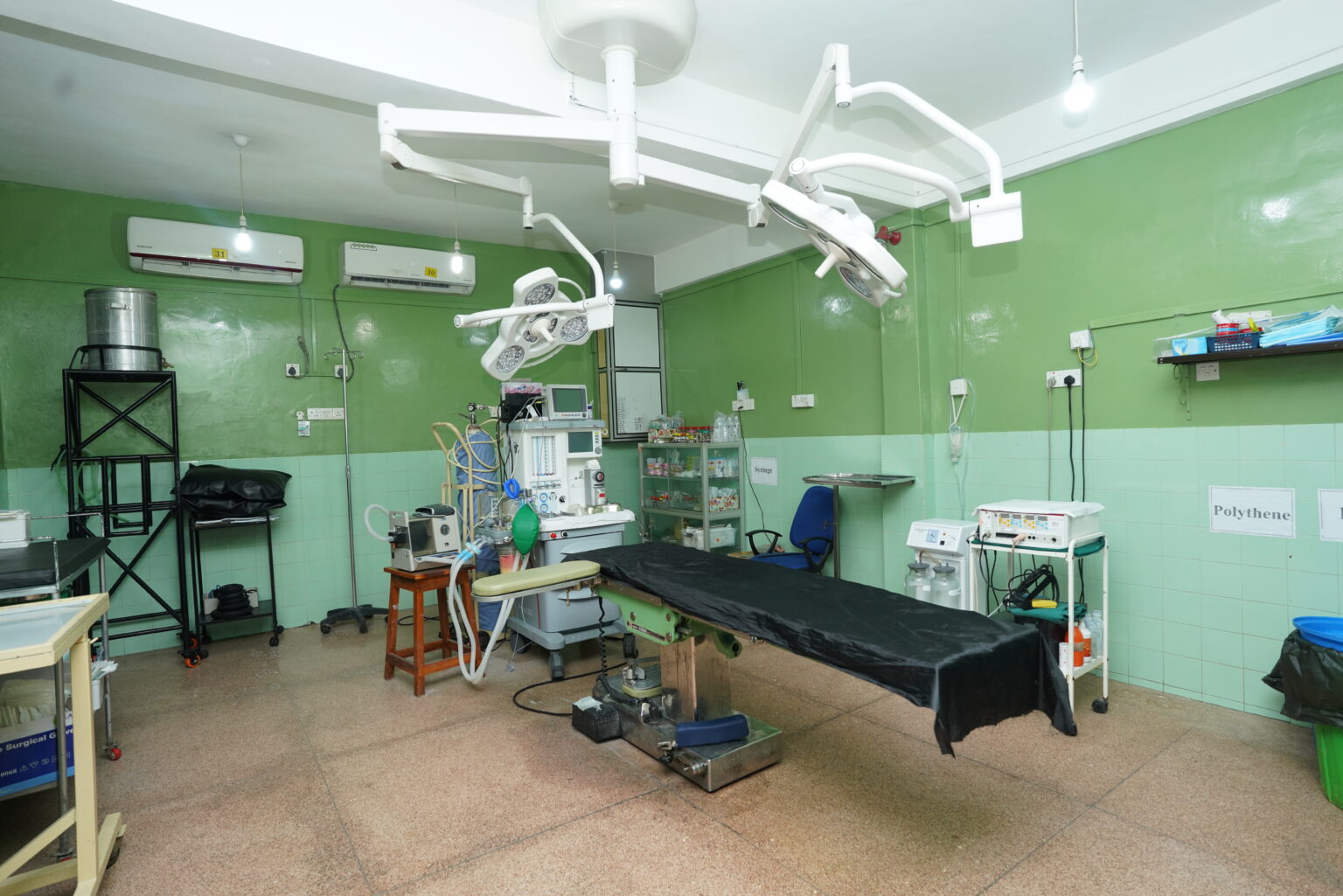 Modern Operating Theatre Facilities - Welcome to the New Pioneer Hospital